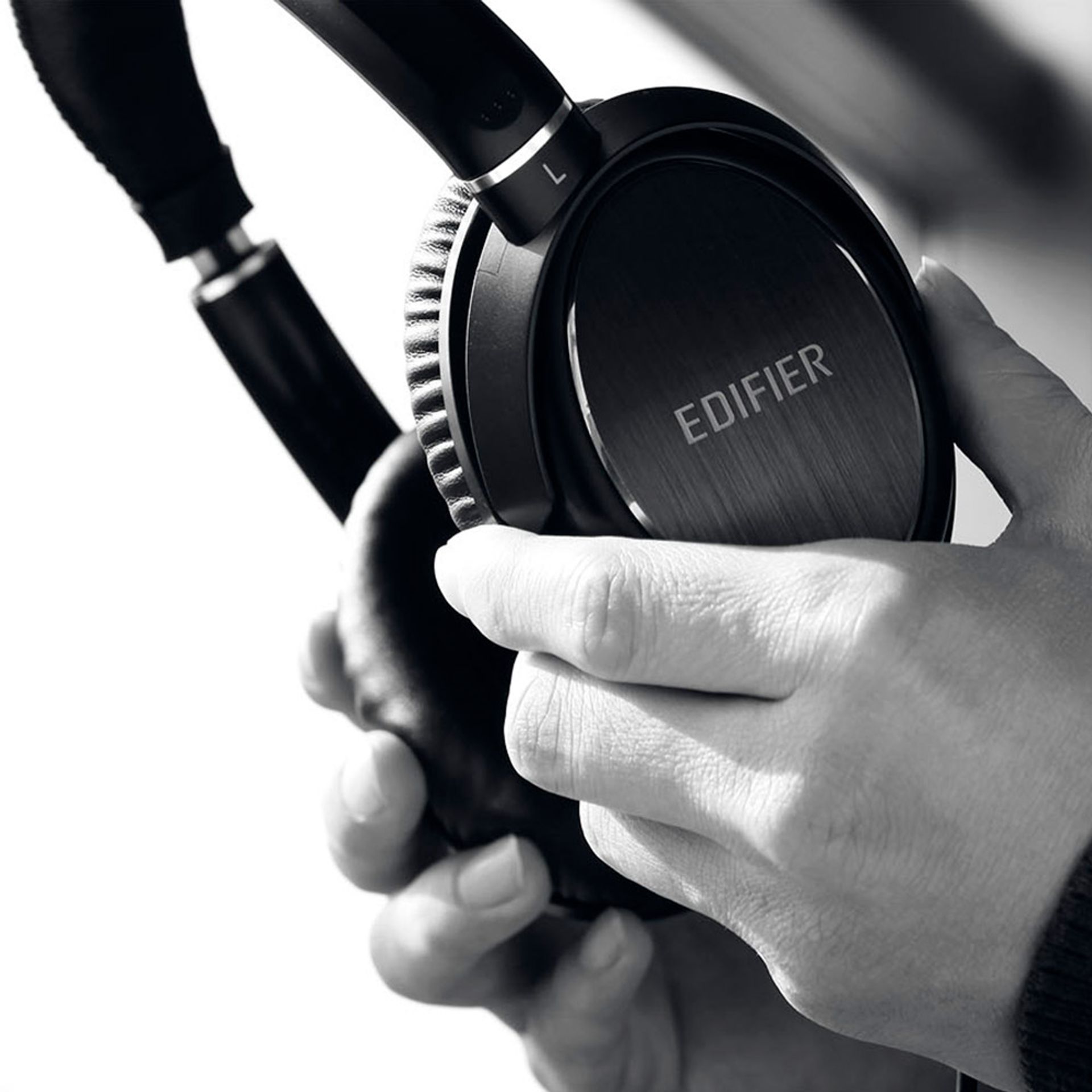 FONE DE OUVIDO EDIFIER H850 PRETO - X5Music