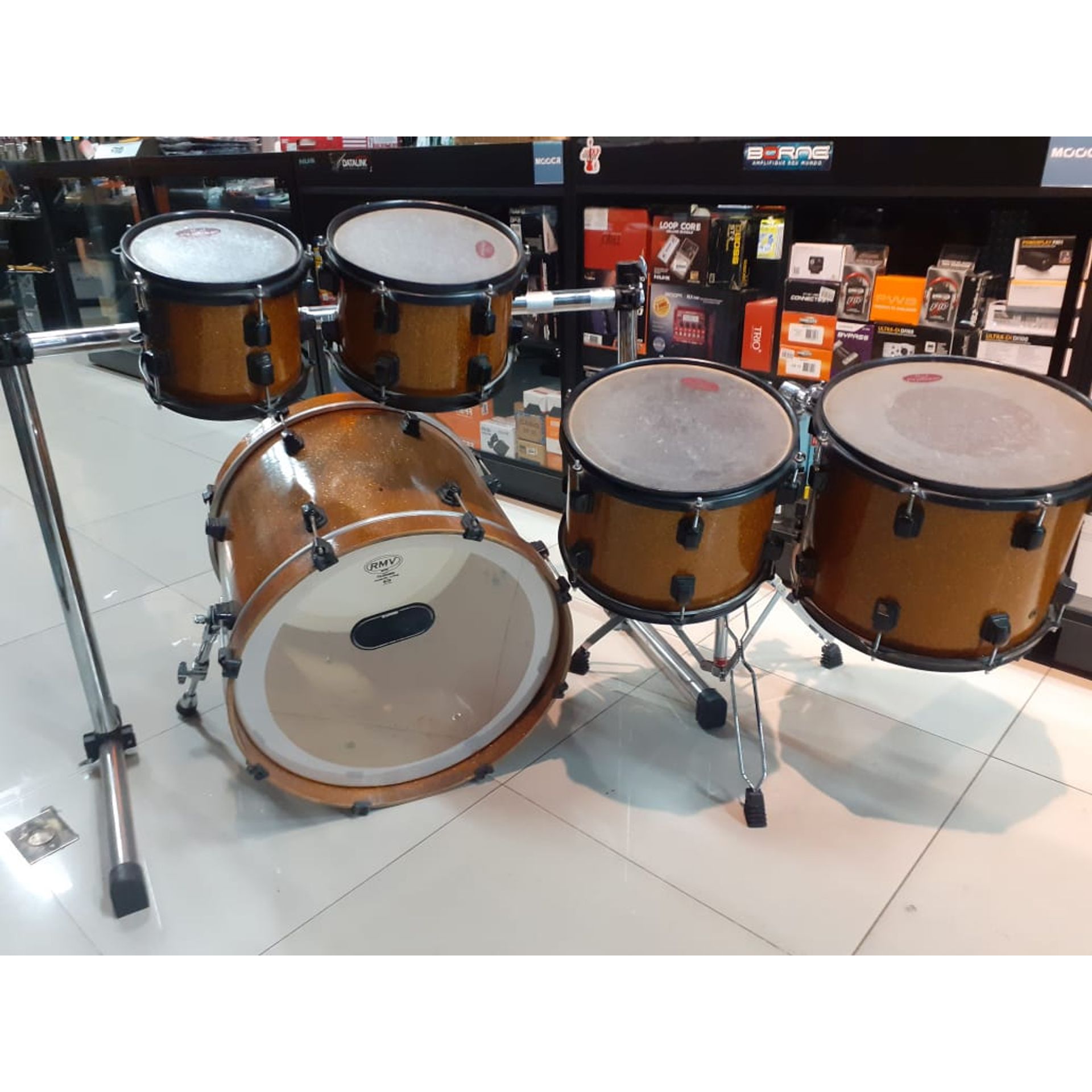 Bateria RMV Exclusive semi-nova Sparkle Gold ( celluloid Pearl ) 3 Tons ...