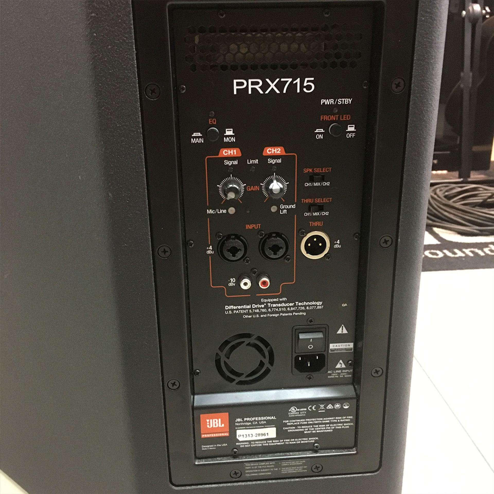 CAIXA ATIVA JBL PRX-715 1500W (USADA) - X5Music