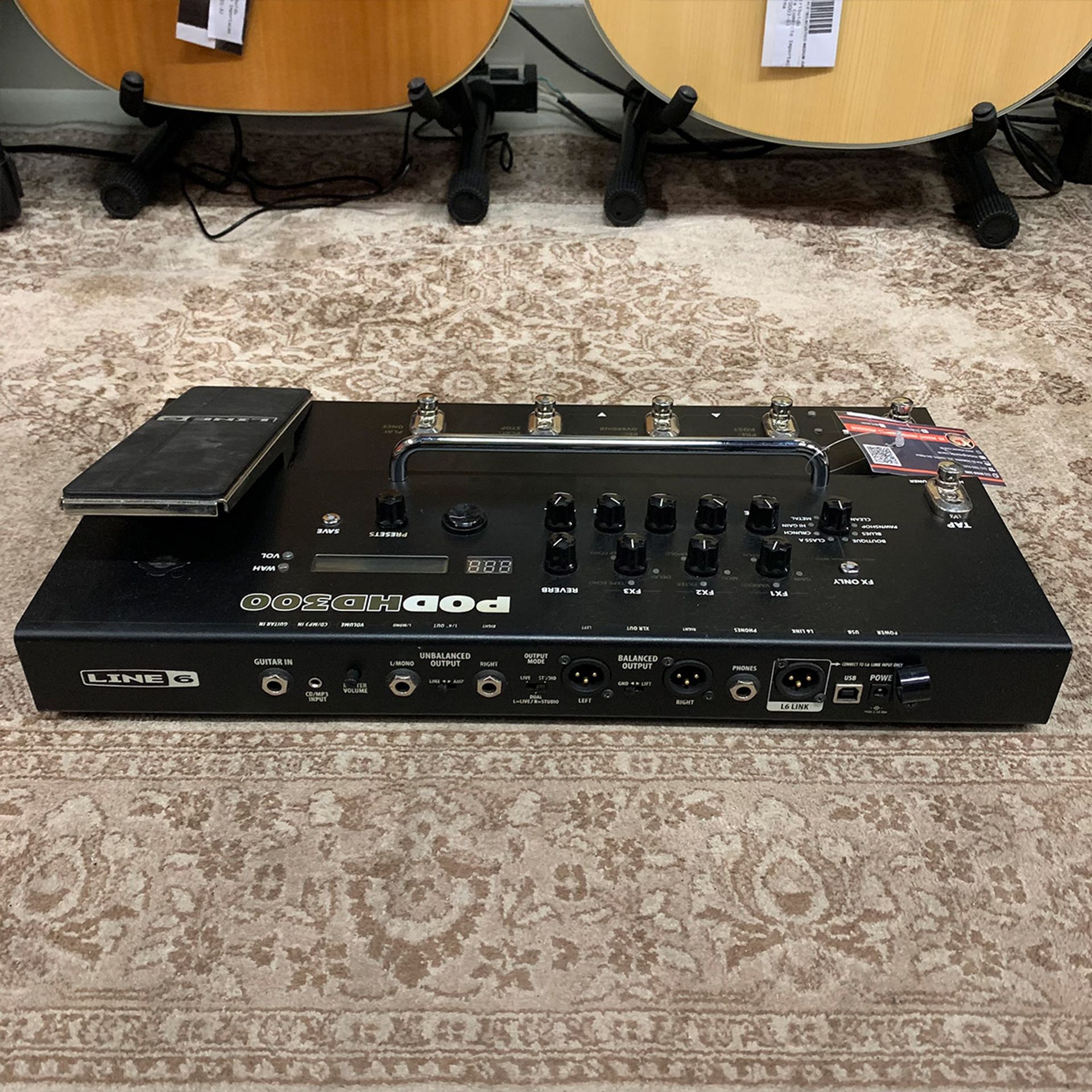 PEDALEIRA LINE6 POD HD-300 USADO - X5Music