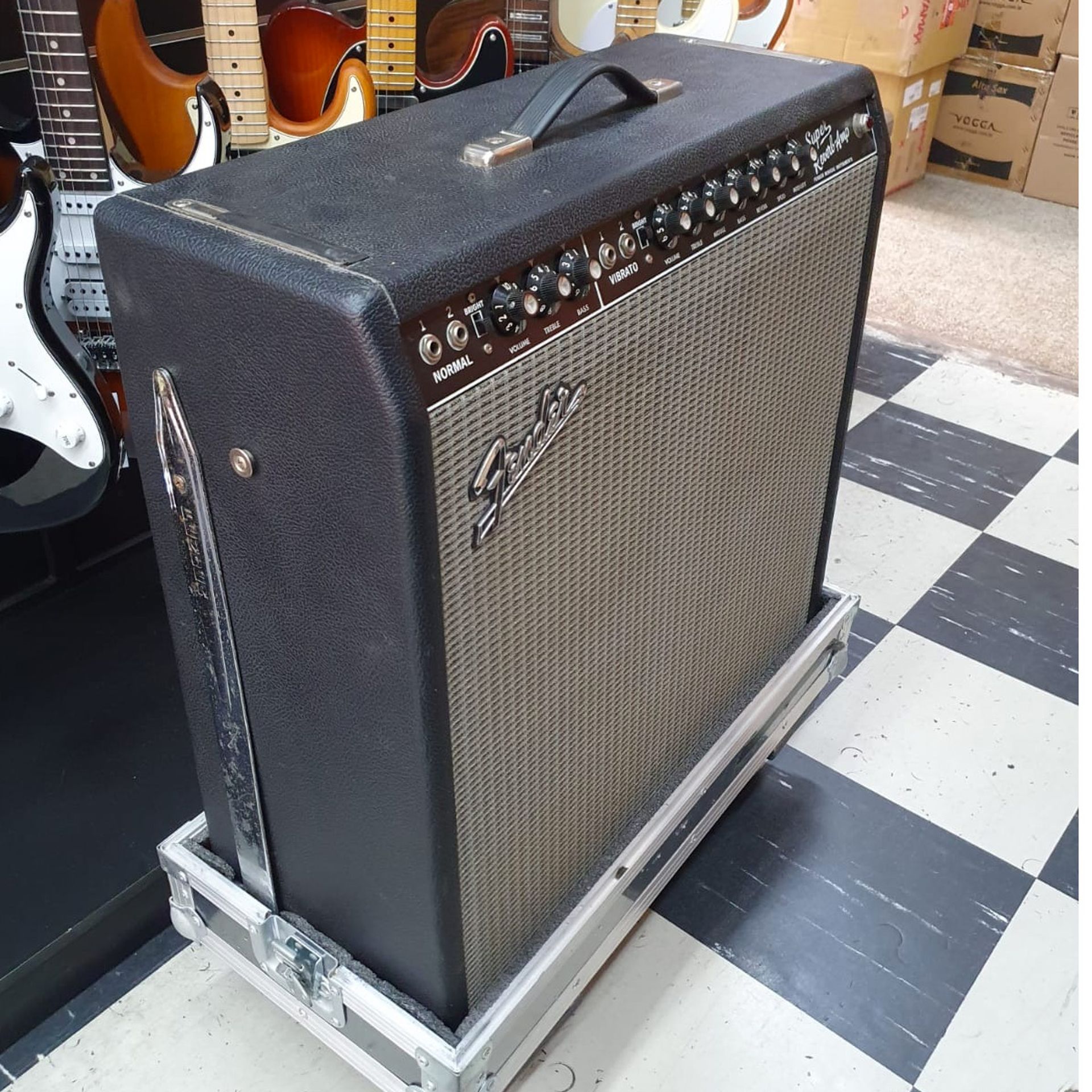 COMBO FENDER 65 SUPER REVERB 4X10 45 WATT FALANTES JANSEN COM CASE ...