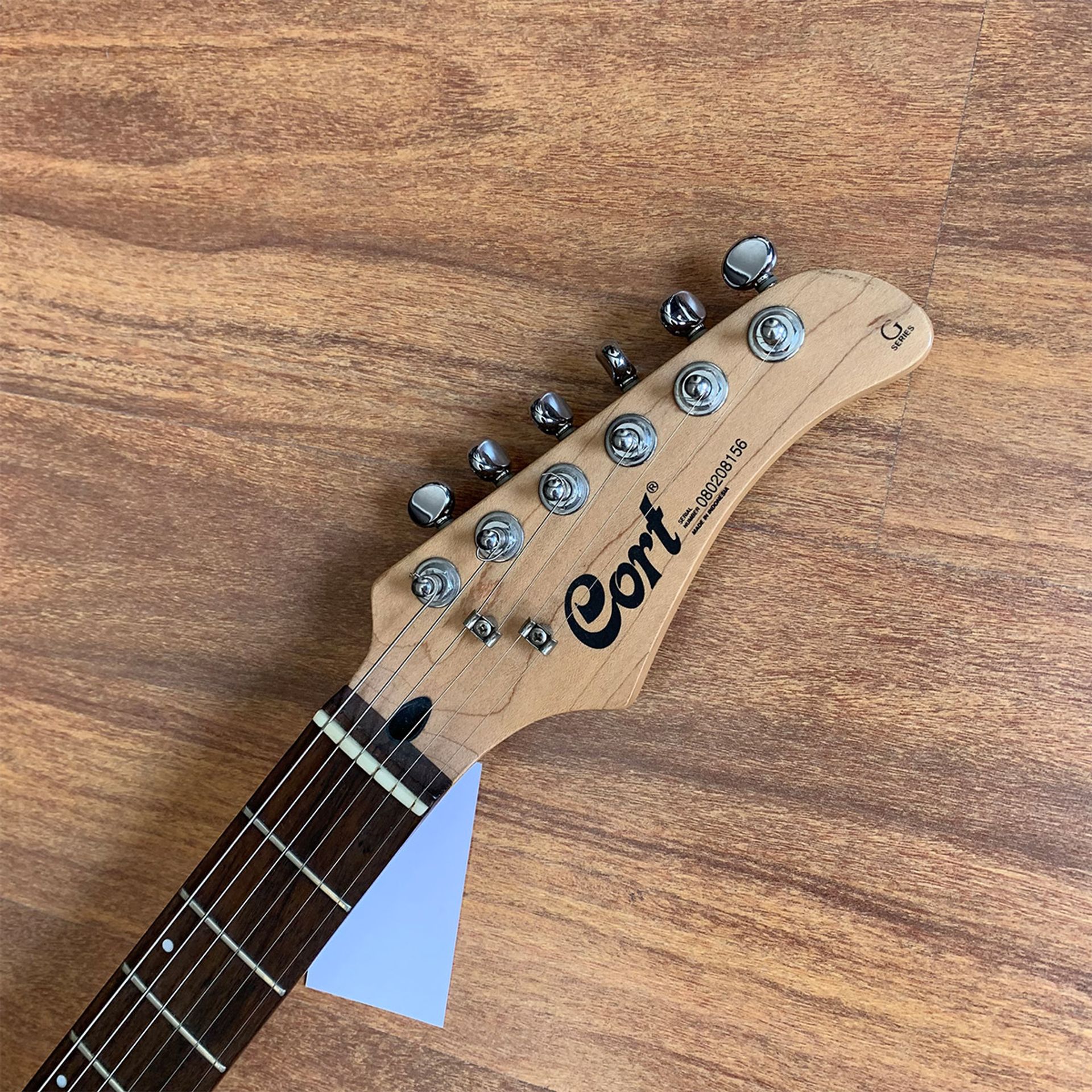 GUITARRA CORT STRATO G200 BK USADO - X5Music