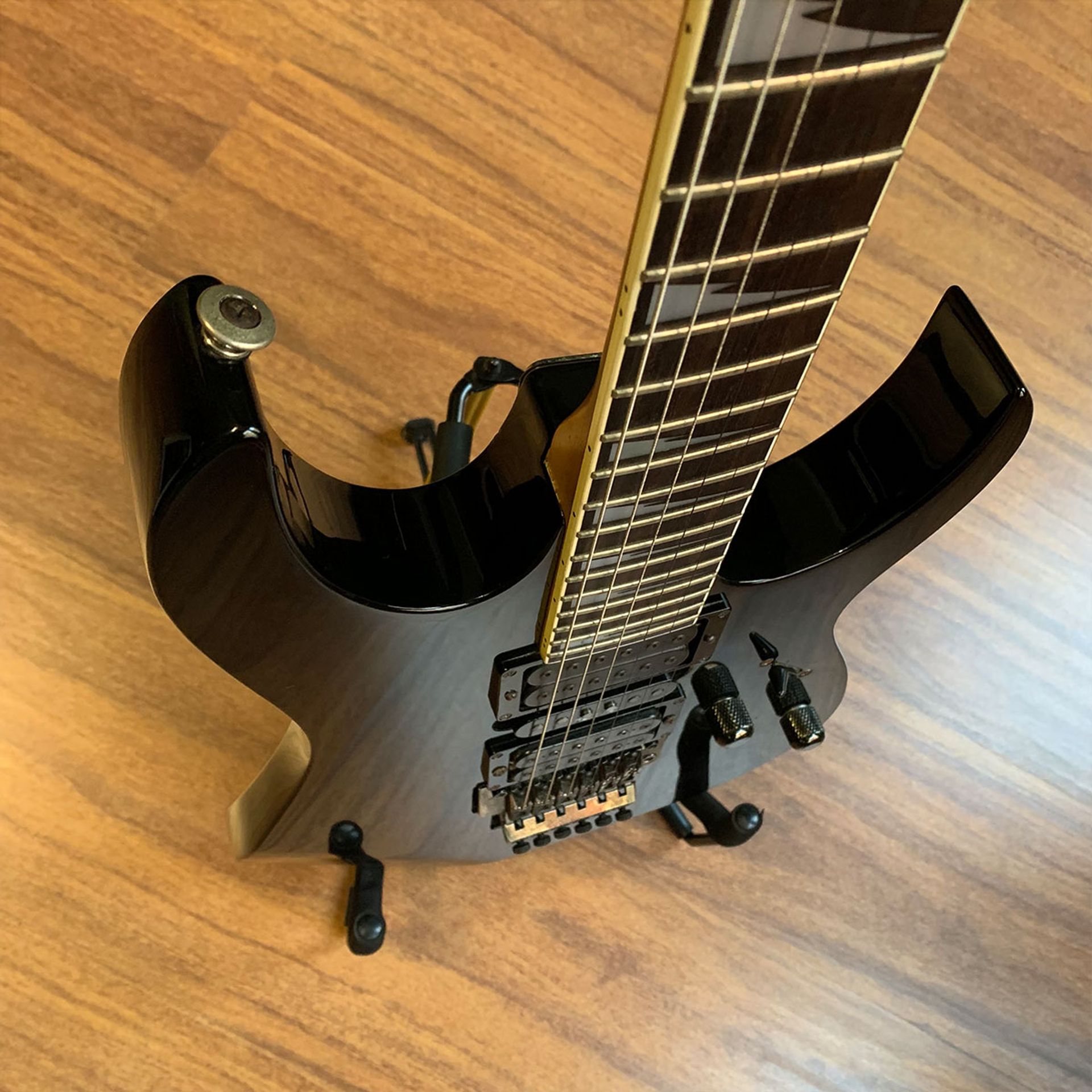 GUITARRA IBANEZ RG 770 PRETA USADO - X5Music